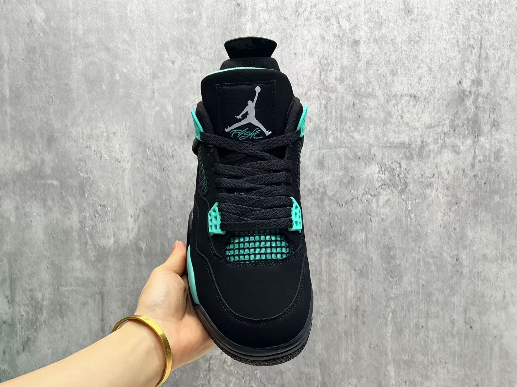 翻译错误：Unexpected character encountered while parsing value: