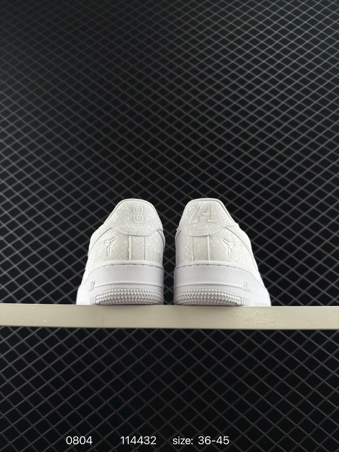 Nike Air Force 1 07 Low Air Force One Air Cushion Pequeños zapatos ...